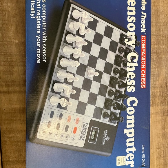 Radio Shack | Other | Sensor Chess Computer Black And White | Poshmark